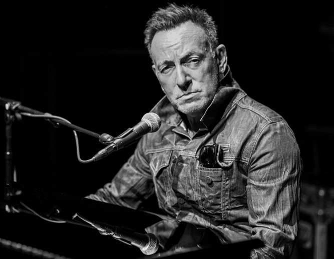 At last, Springsteen takes a Broadway encore