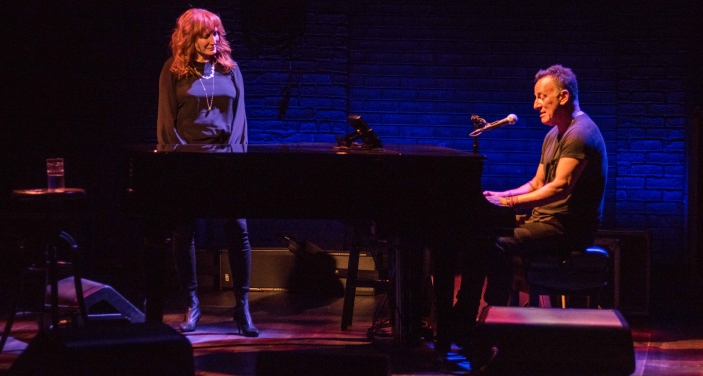 'Springsteen on Broadway' review: There's a darkness in New York's ...
