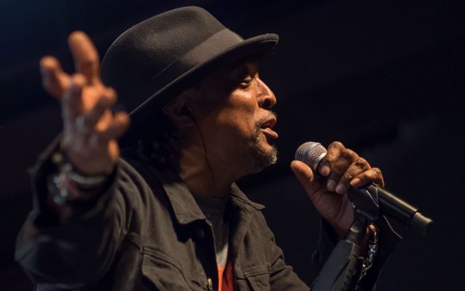 Stones vocalist Bernard Fowler rolls out riveting renditions of band's ...