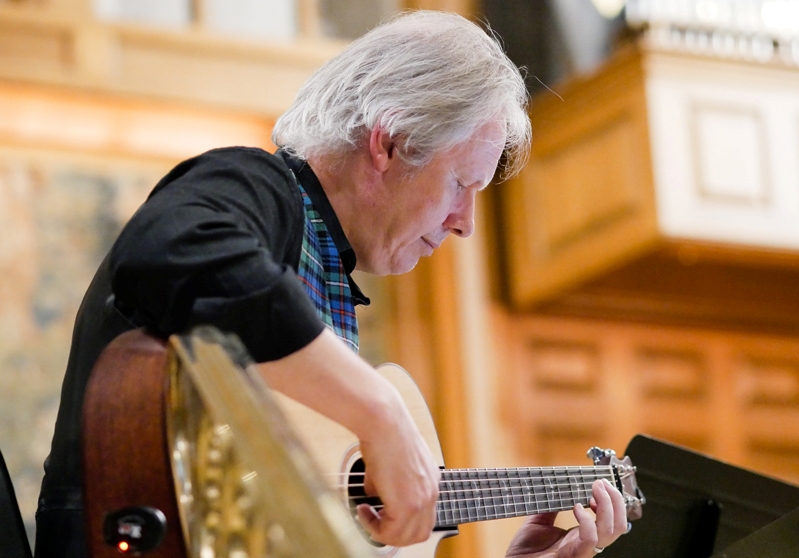 Steve Gibb interview: From 'Jersey Boys' to 'Pipes of Christmas'