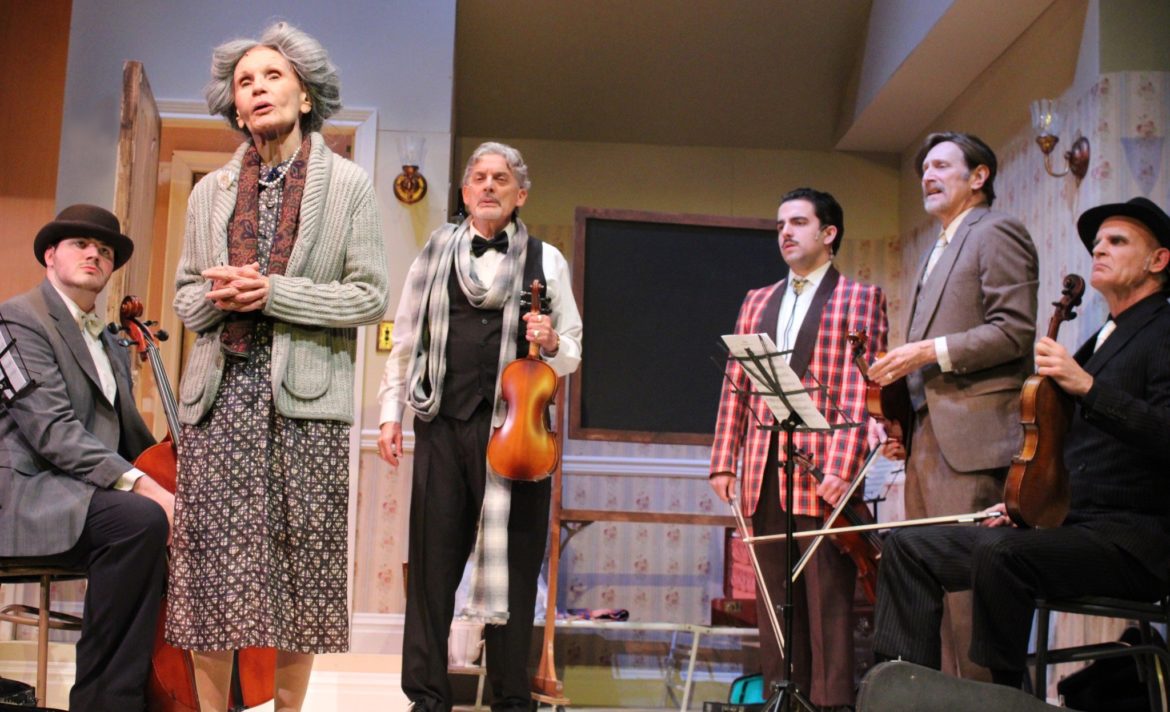 Incompetent criminals pose danger, mostly, to each other, in comedy ...