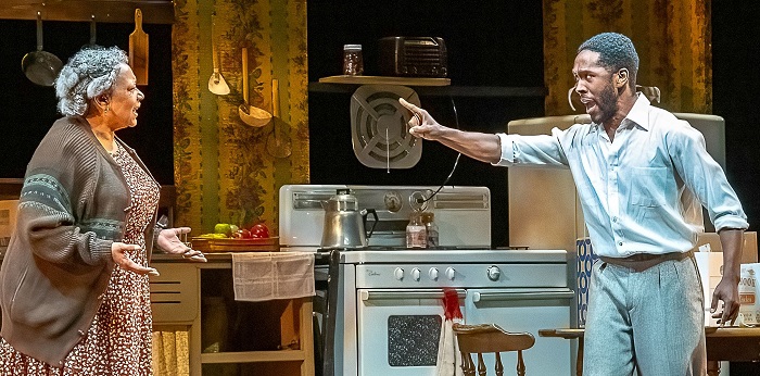 'Raisin' returns with rewarding revival at Axelrod Performing Arts ...